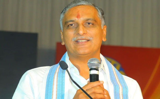 Harish Rao: డీజిల్‌, పెట్రోల్‌ ధరలు కేంద్రం తగ్గించడం బోగస్‌: హరీష్‌ రావు