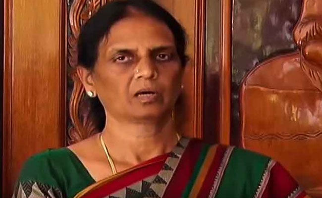 Sabitha Indra Reddy: 'ఇక పిల్లలకు సెలవులు లేవు.. రేపటి నుండి స్కూళ్లు ...