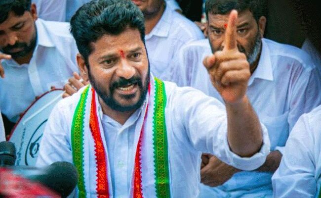 Revanth Reddy : అప్పటివరకు ఓపికపడితే కాంగ్రెస్‌దే అధికారం : రేవంత్ రెడ్డి