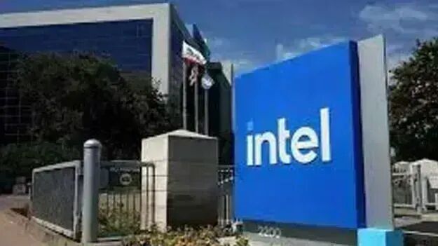 Intel Layoffs: ఇంటెల్‌లో 24,000 ఉద్యోగాల కోత | Intel Layoffs 2025 25000 ...